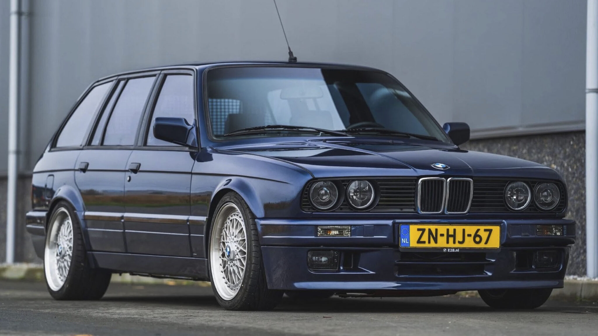 This Engine Swapped E30 Touring Really Tickles Our Fancy | Carscoops
