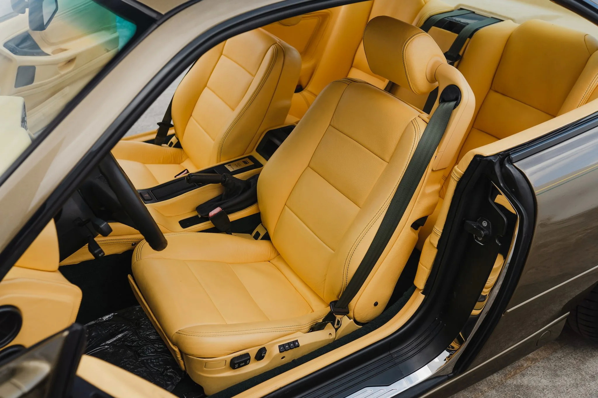 This Custom BMW 850i Failed To Sell Despite A Bid Of $227,000 | Carscoops