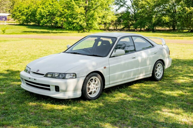This 1996 Honda Integra Type R Sedan Or A 2024 Integra Type S? | Carscoops