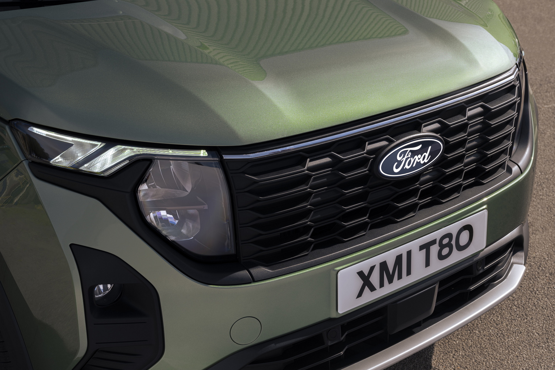 New Ford Tourneo Courier Debuts With Rugged Active Trim, ICE, And EV ...