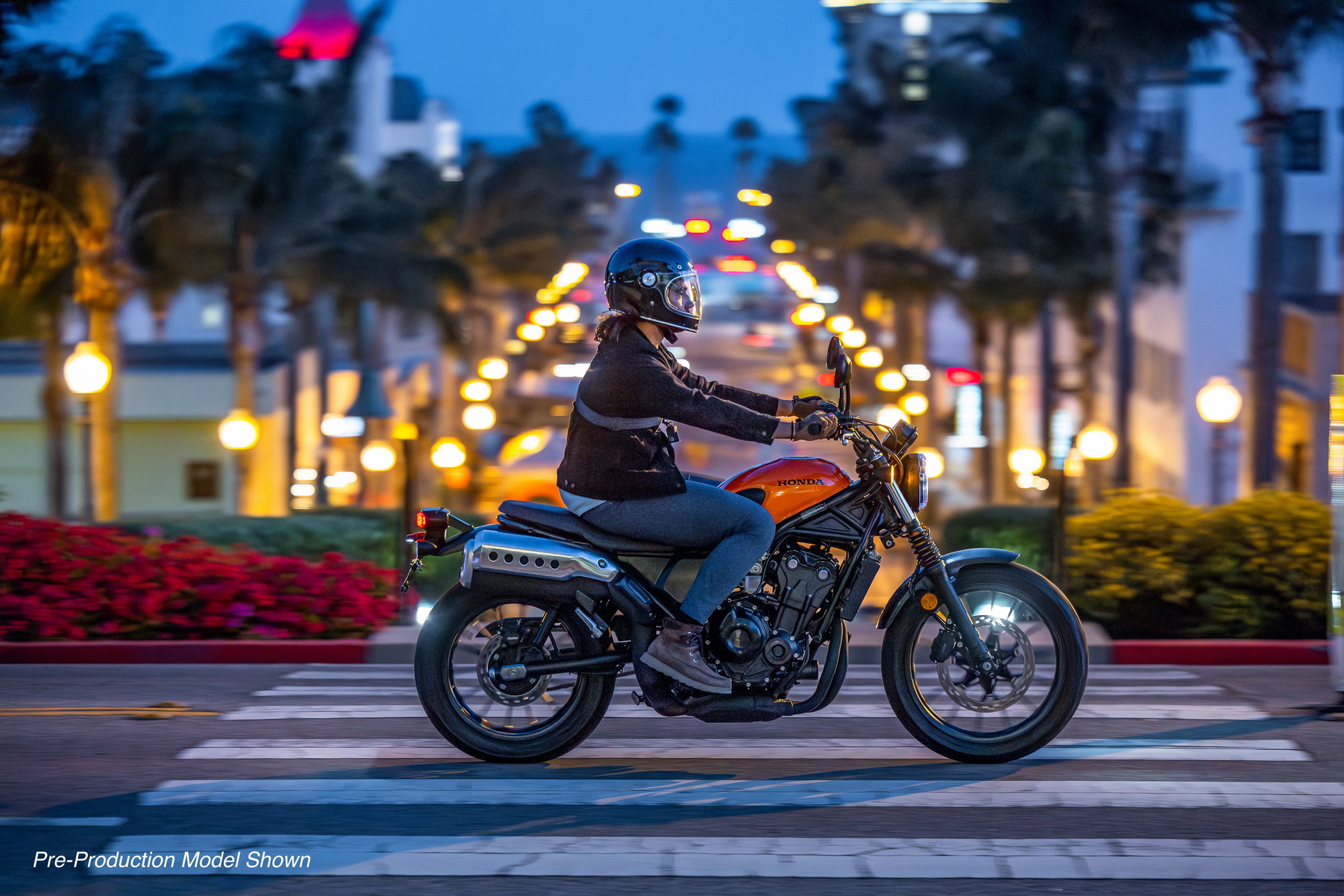 Honda Updates American Motorcycle Offerings With Retro SCL500 Scrambler ...