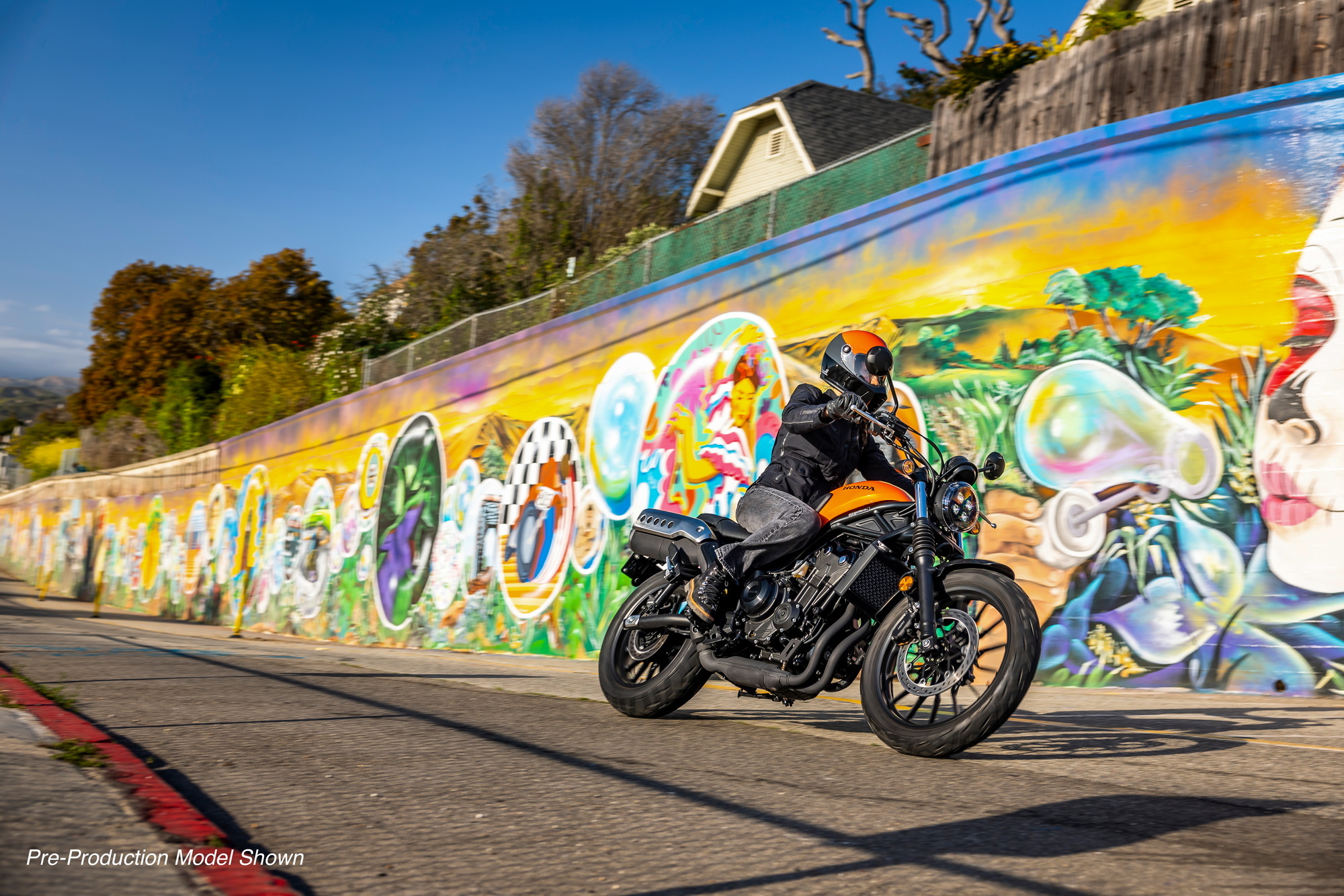 Honda Updates American Motorcycle Offerings With Retro SCL500 Scrambler ...