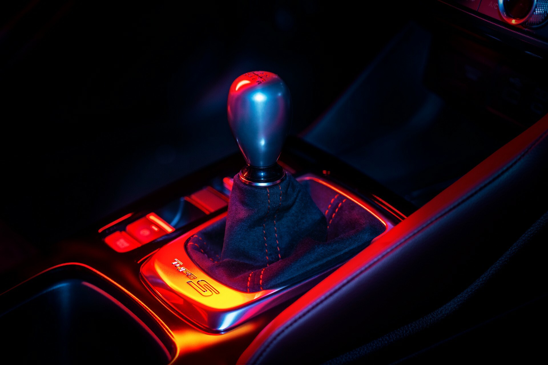 Want 300+ HP And A Manual Shift? These Are Your Only New Options For ...