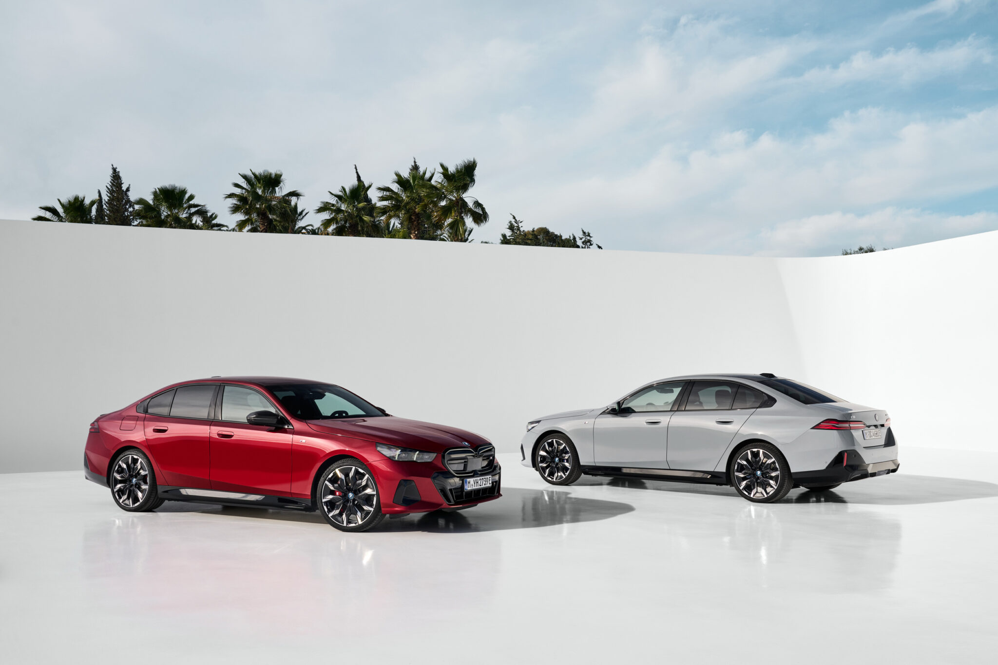 2024 BMW 5-Series Finally Revealed, $84,100 All-Electric i5 M60 Gets ...
