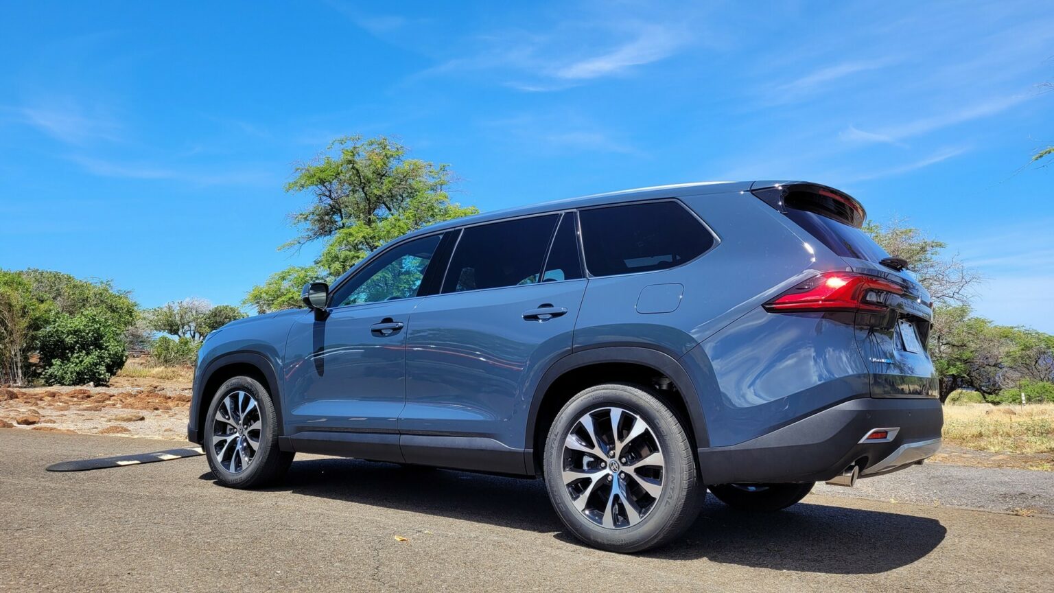 Review: The 2024 Toyota Grand Highlander Is A Jack Of All Trades ...