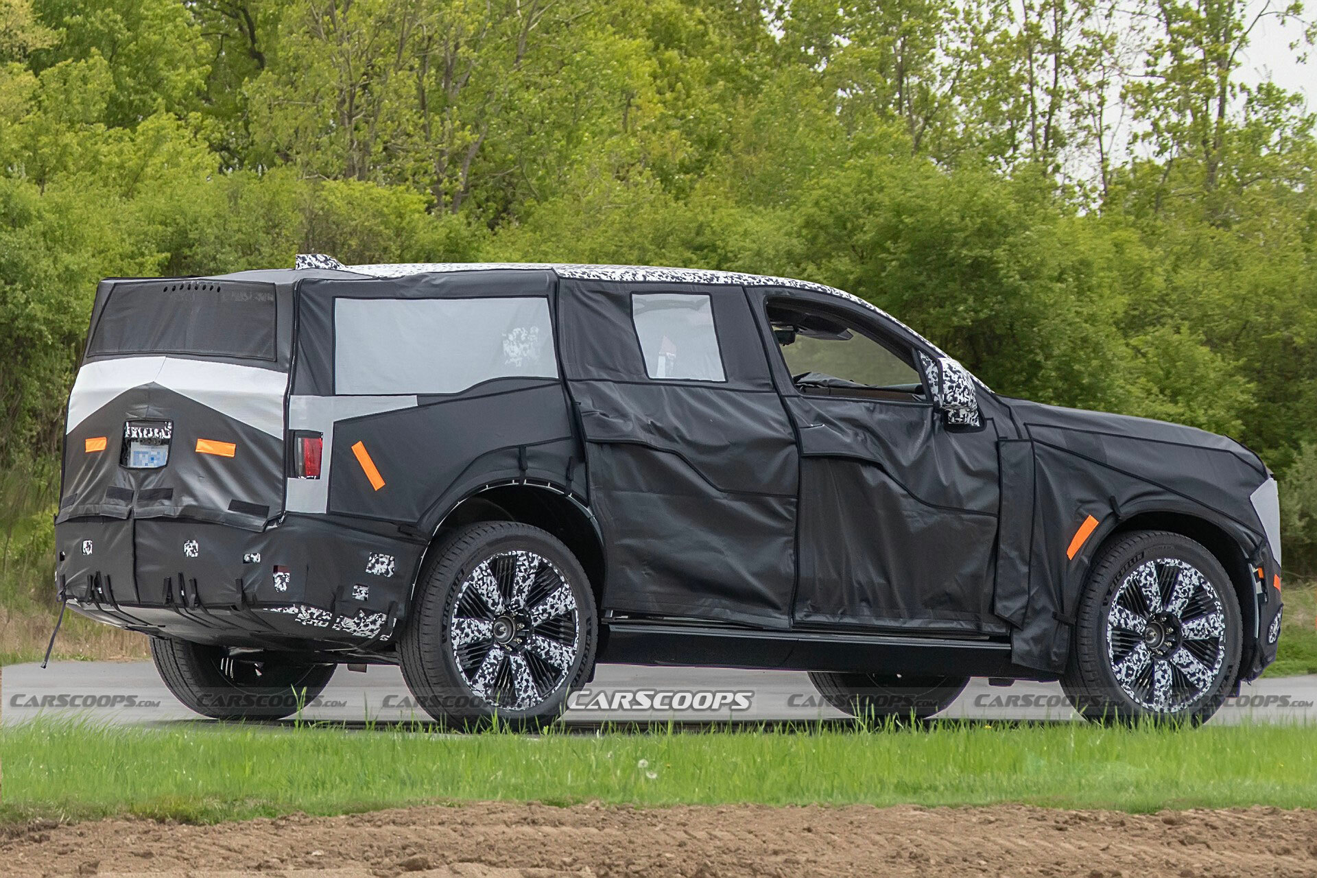 2025 Cadillac Escalade IQ Spied For The First Time As Brand’s Flagship ...