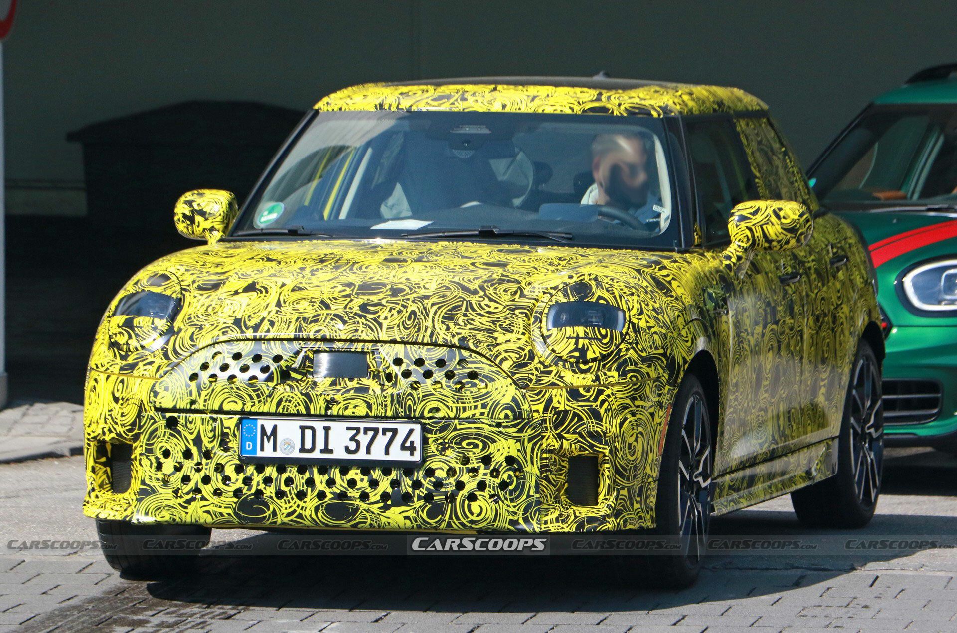 2025 MINI Cooper 5-Door Hits The Streets With An Evolutionary Design ...