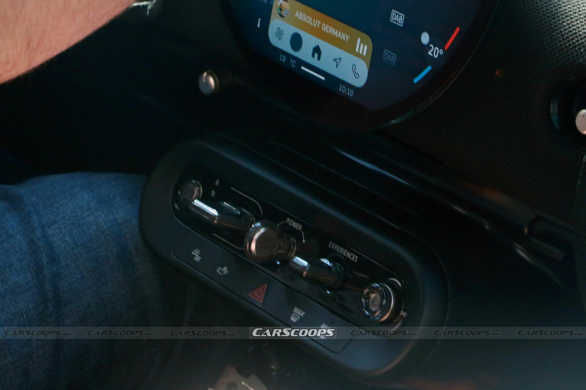 2025 MINI Cooper EV Spied With Clock-Like Infotainment System, Flavor ...