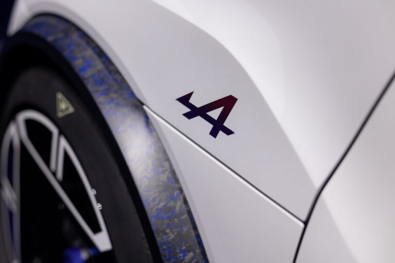 2024 Alpine A290: Everything We Know About The Punchy Electric Hot ...