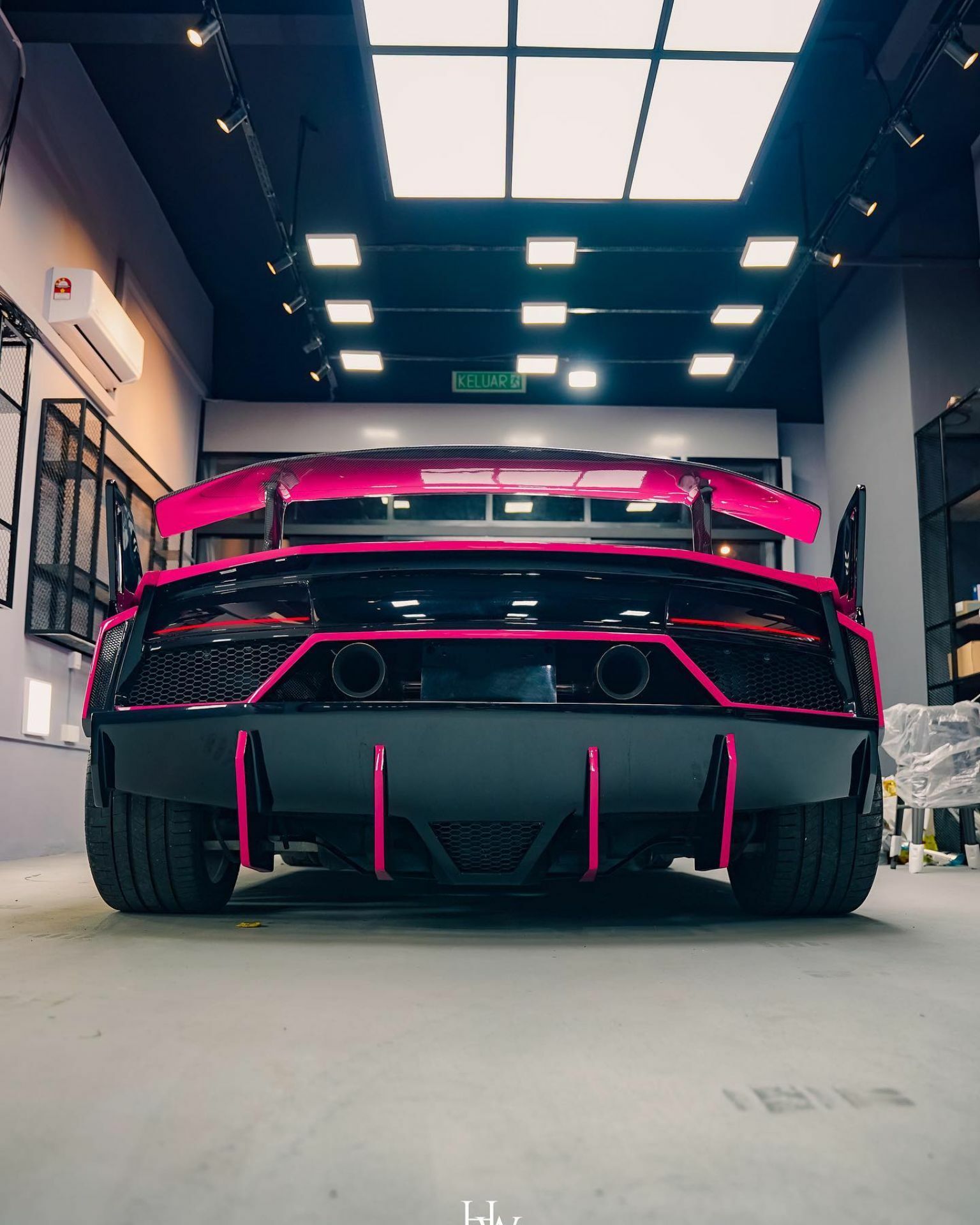 Audi R8 “Pinky” Has Wild Custom Bodykit With A Lamborghini Twist ...