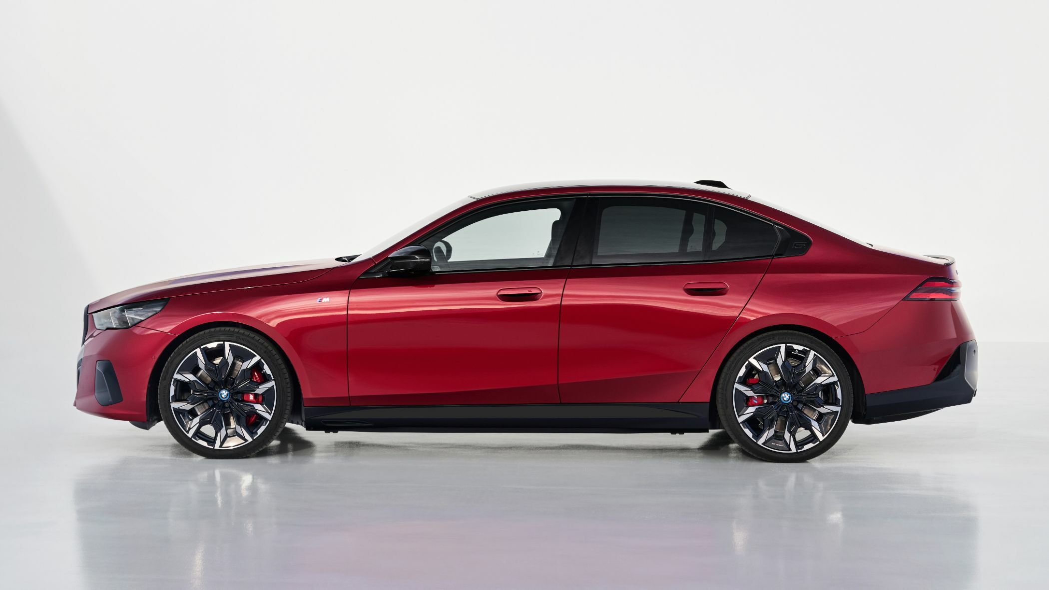 How Does The 2024 BMW 5-Series G60 Compare To Its G30 Predecessor ...