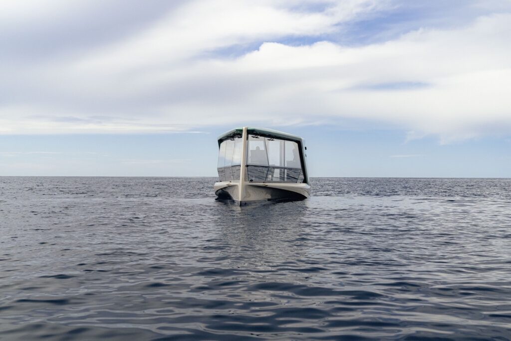 BMW i-Powered Electric Boat ‘The ICON’ Takes Car-Inspired Luxury To A ...