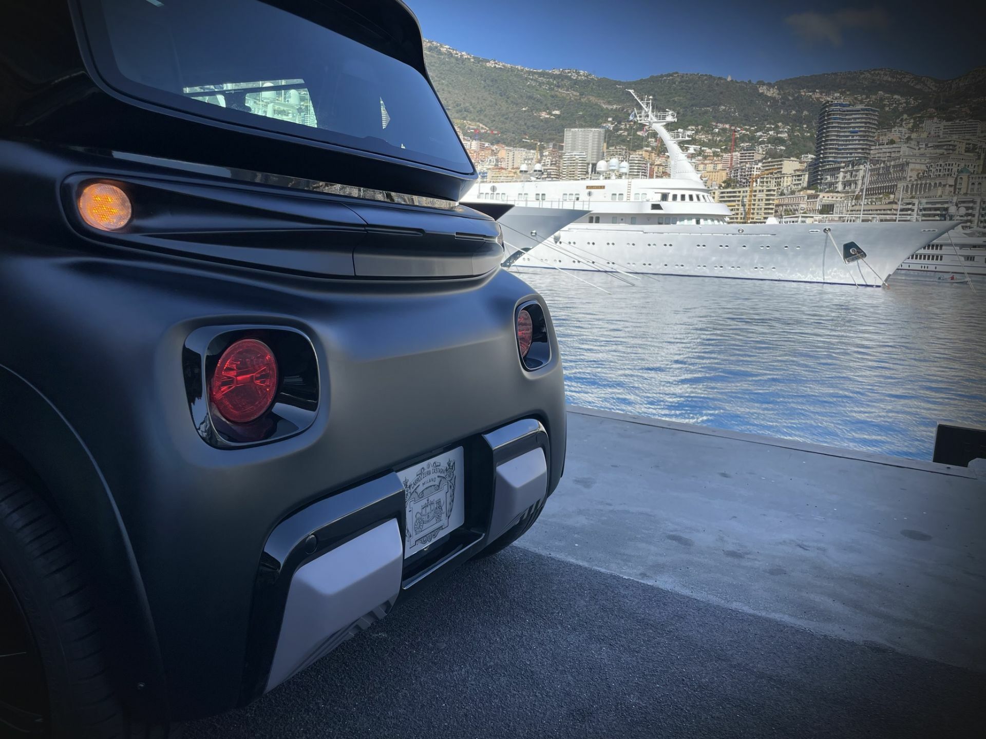 A Dad Had Castagna Milano Make An Aston Martin-Inspired Citroen Ami For ...