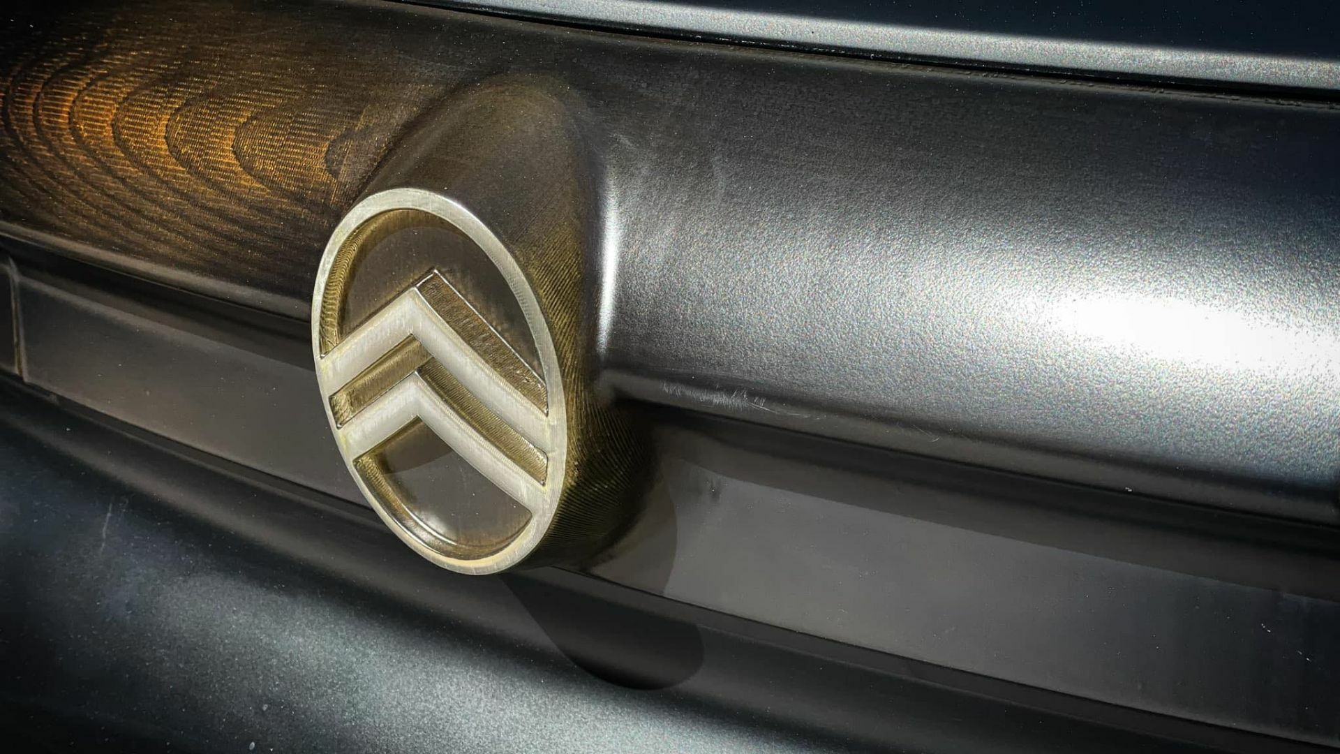 A Dad Had Castagna Milano Make An Aston Martin-Inspired Citroen Ami For ...