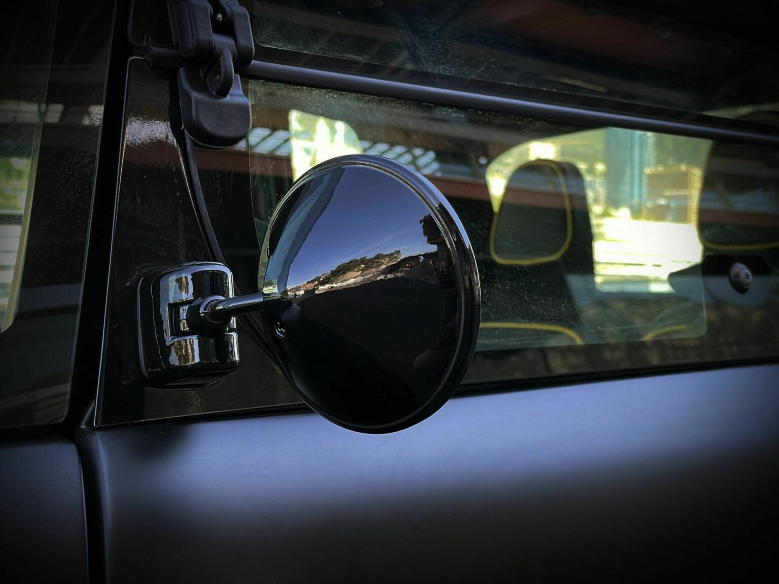 A Dad Had Castagna Milano Make An Aston Martin-Inspired Citroen Ami For ...