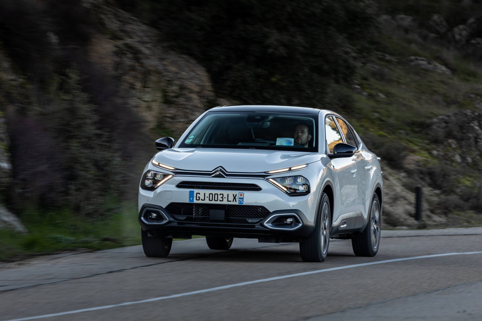 Citroen e-C4 And e-C4 X Updated With More Power And Longer Range ...