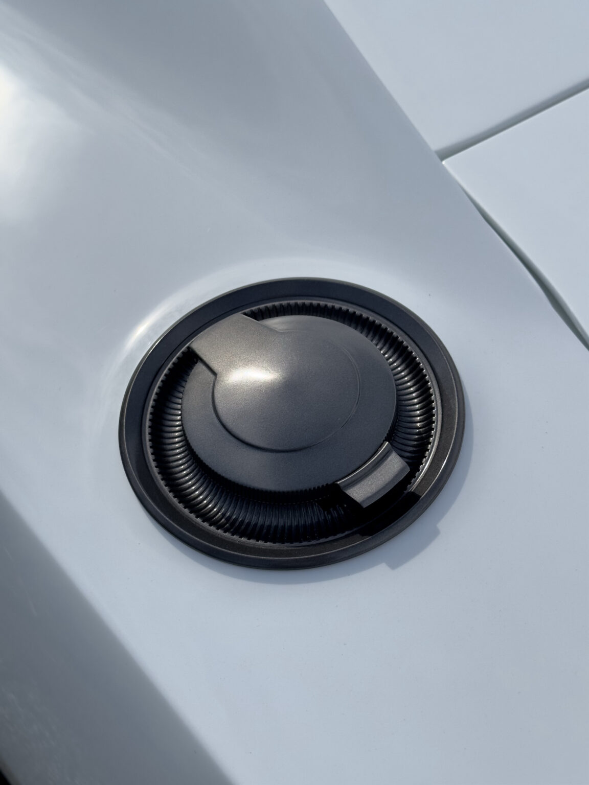 ExoMod Unleashes 1,000HP ’68 Charger Built From Modern Challenger ...