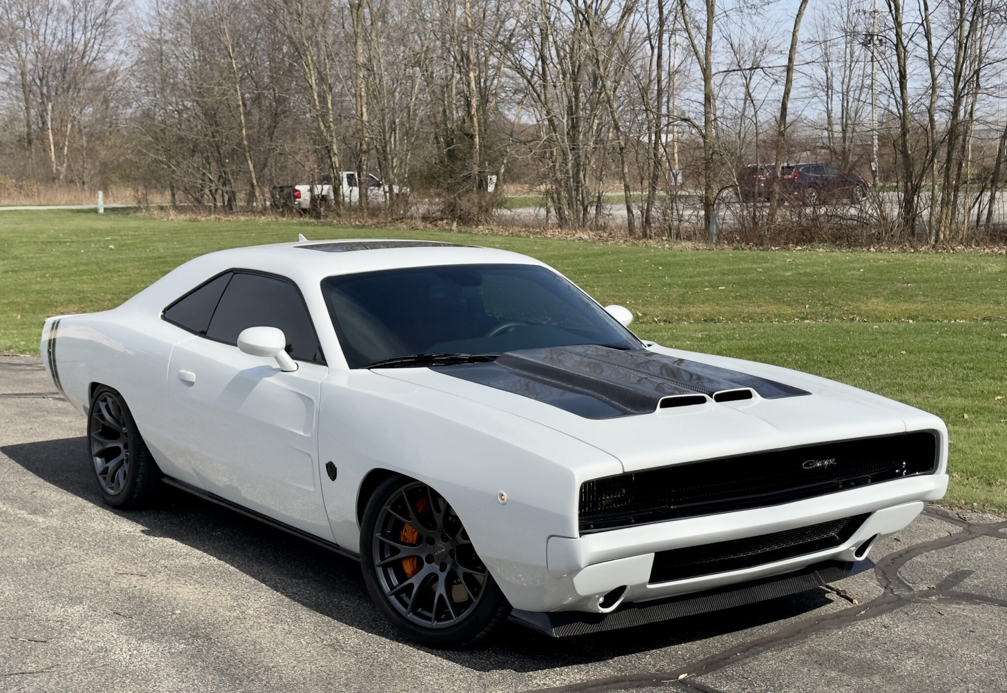 ExoMod Unleashes 1,000HP ’68 Charger Built From Modern Challenger ...