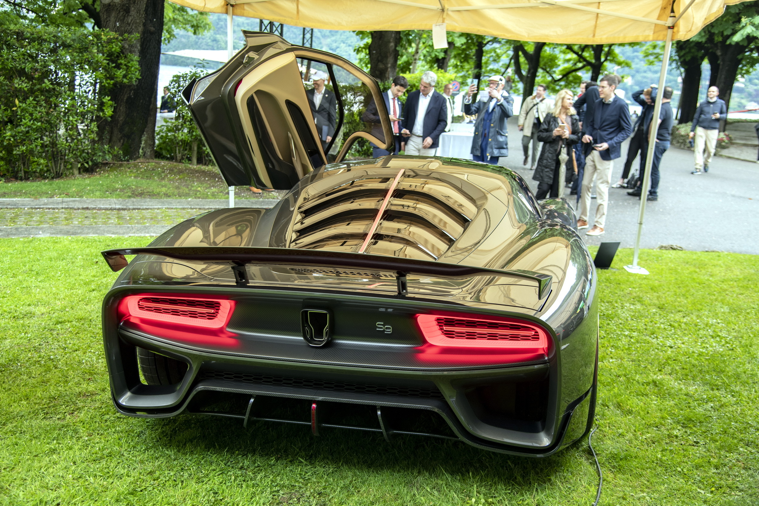 Hongqi S9: China’s Stunning Hybrid Supercar Steals The Spotlight At ...