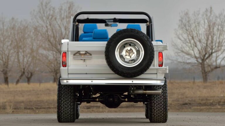 Classic Ford Bronco Restomod Blends Vintage Beauty With Modern Coyote ...