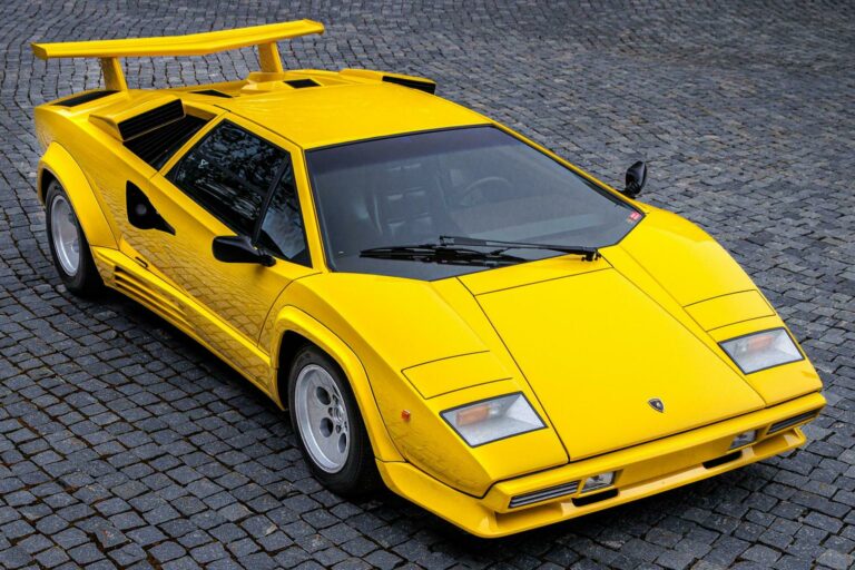 Gorgeous Lamborghini Countach 5000 QV Proves Yellow And Brown Can Work ...