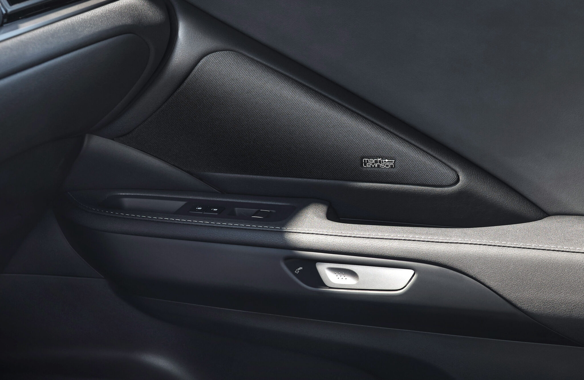 2024 Lexus TX: New Teaser Shows The Front Of The 3-Row SUV Ahead Of ...