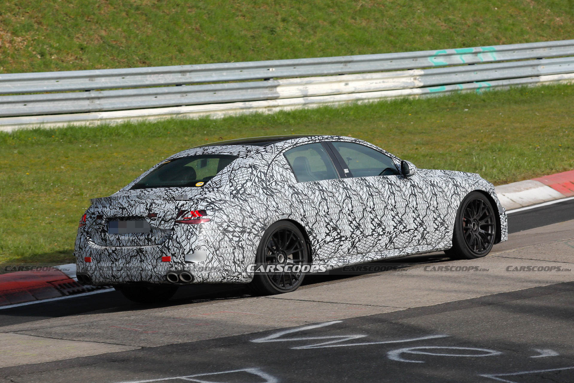 Hooning The AMG E53 PHEV Looks Like Green Heaven At The Green Hell ...