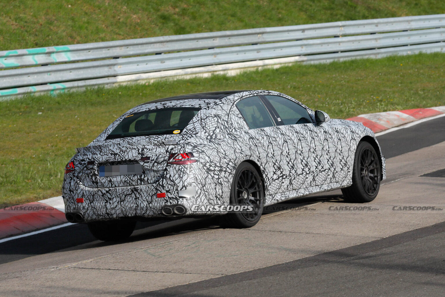 Hooning The AMG E53 PHEV Looks Like Green Heaven At The Green Hell ...