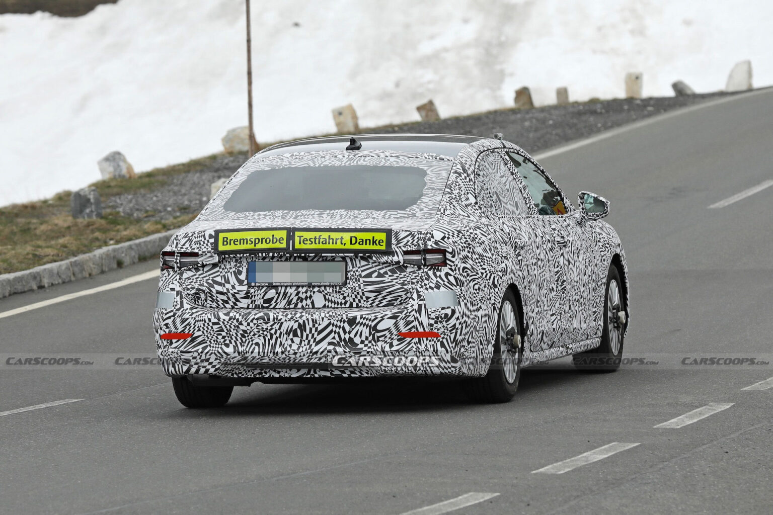 2024 Skoda Superb Sedan Shows Off Its Huge Wheelbase As The Passat’s ...