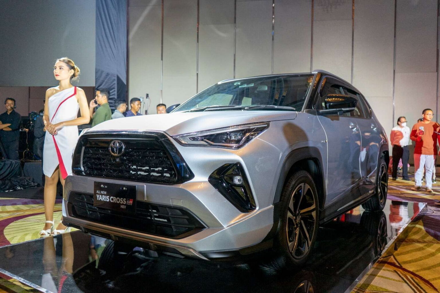 New Toyota Yaris Cross Debuts In Indonesia, Looks Like A Mini ...