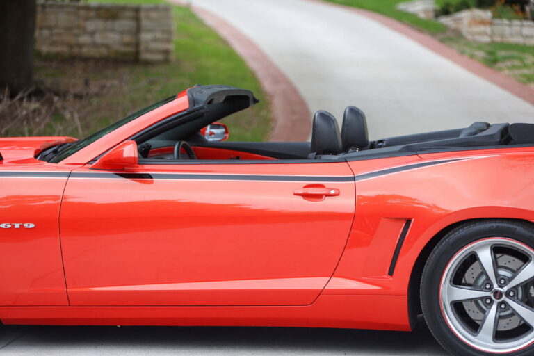 6T9 GTO Convertible Is A 2013 Chevy Camaro Masquerading As A Pontiac ...