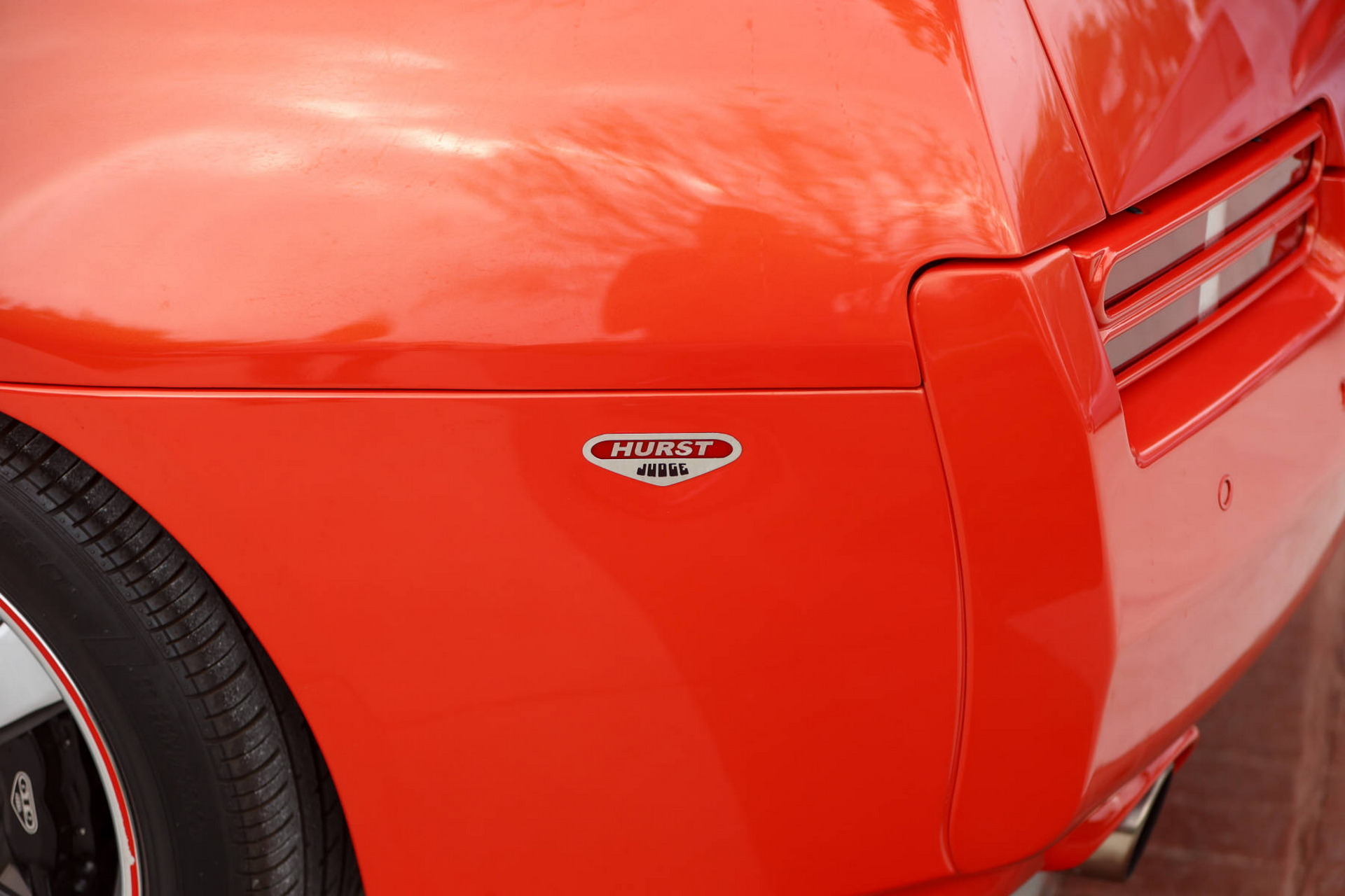 6T9 GTO Convertible Is A 2013 Chevy Camaro Masquerading As A Pontiac ...