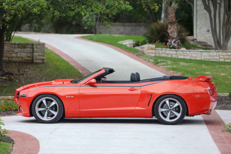 6T9 GTO Convertible Is A 2013 Chevy Camaro Masquerading As A Pontiac ...