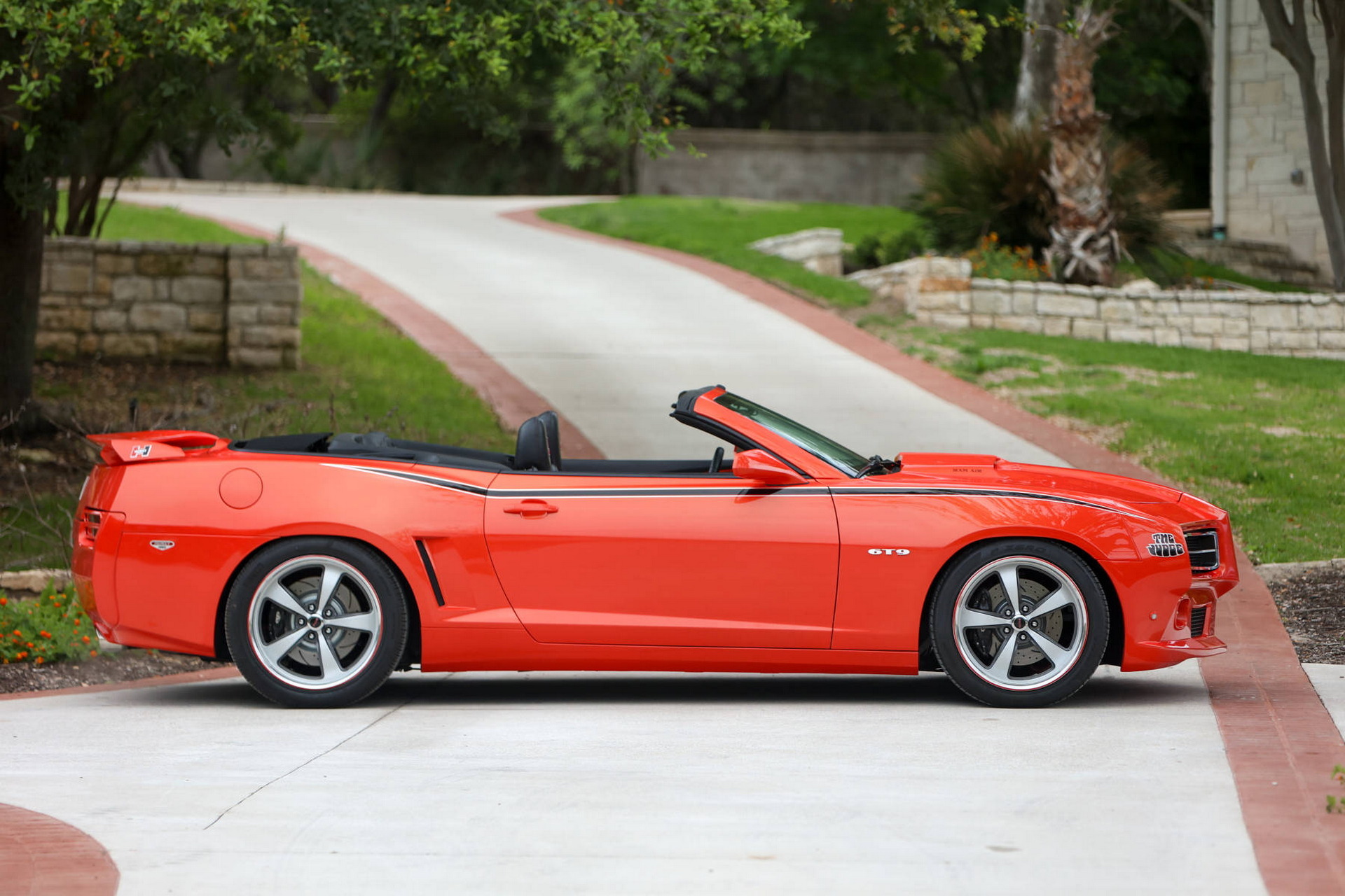 6T9 GTO Convertible Is A 2013 Chevy Camaro Masquerading As A Pontiac ...