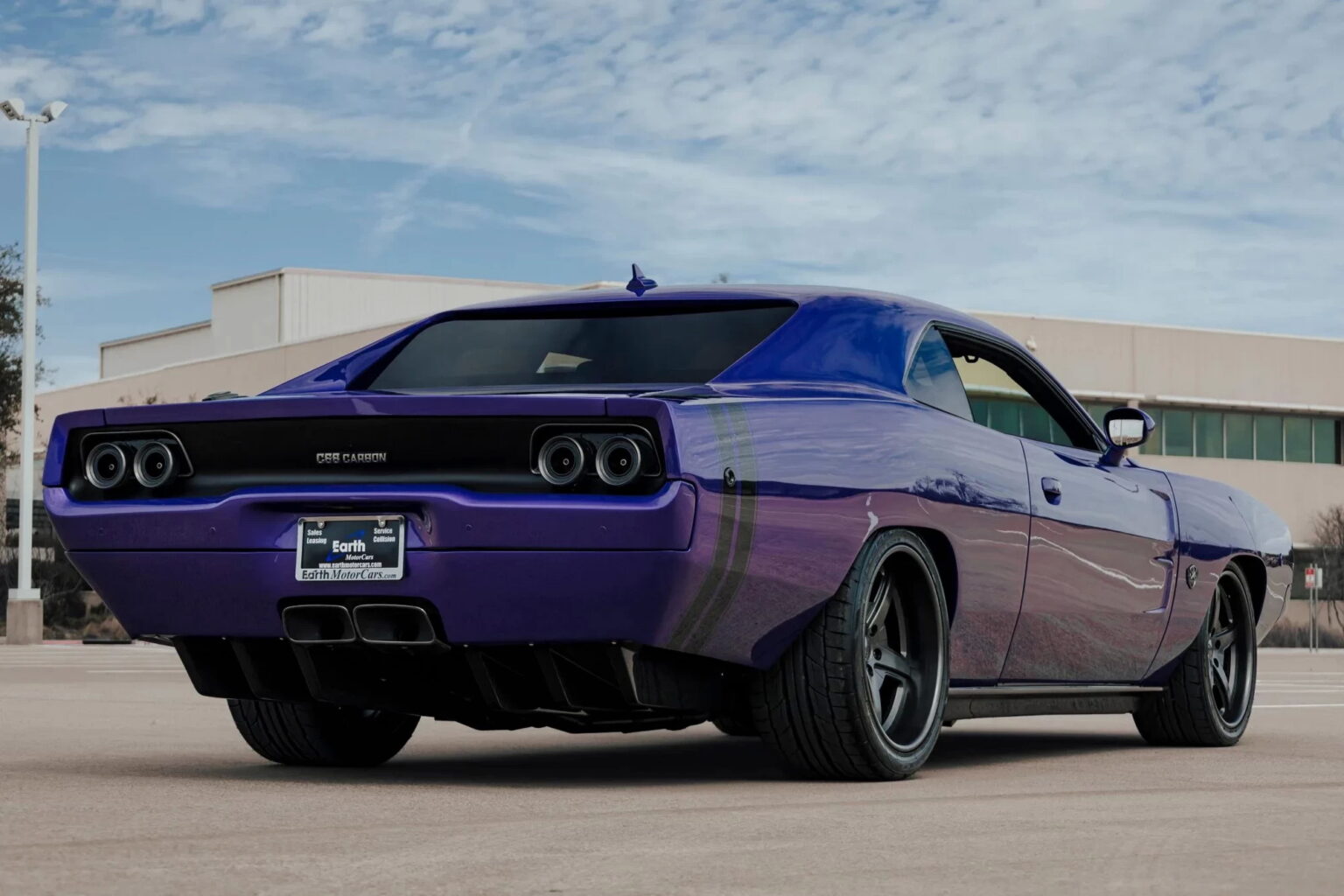 This Dodge Challenger Hellcat Disguised As ’68 Charger Would Look ...