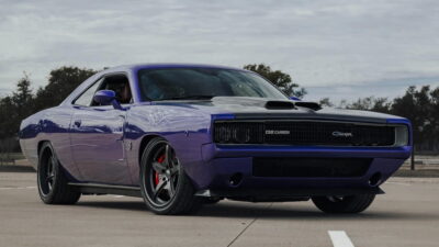 This Dodge Challenger Hellcat Disguised As ’68 Charger Would Look ...