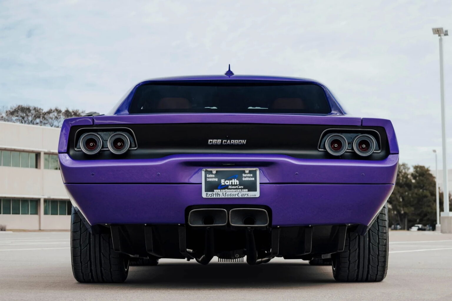 This Dodge Challenger Hellcat Disguised As ’68 Charger Would Look ...