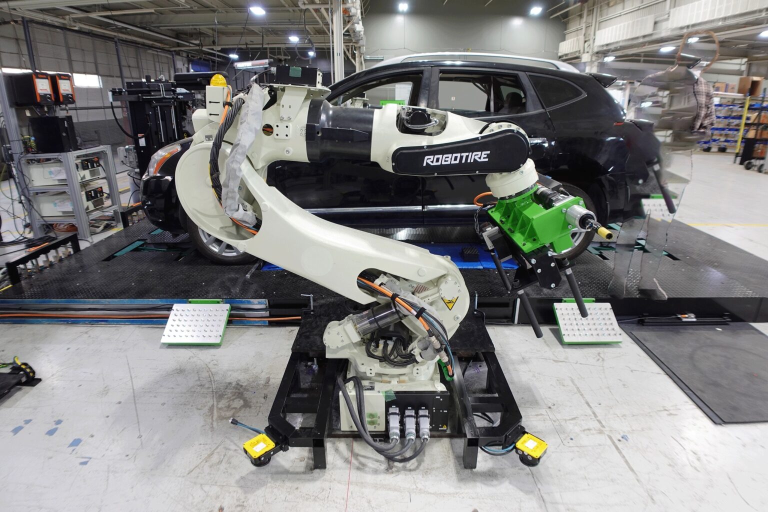 AI-Driven Robots Have Started Changing Tires In The U.S. In Half The ...