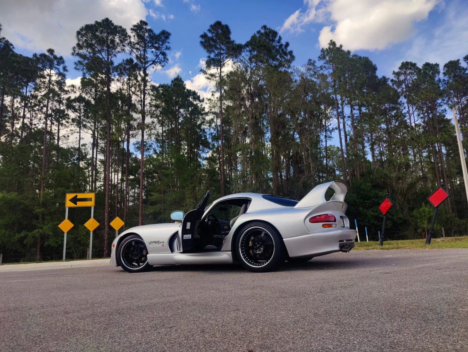 This Dodge Viper GTS ACR Has A Hennessey Upgrade Plus Twin Turbos ...