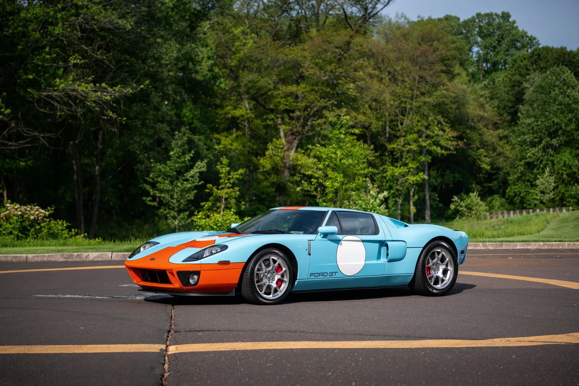 This 2006 Ford GT Heritage Edition Is A ‘Cheaper’ Way Into The Club ...