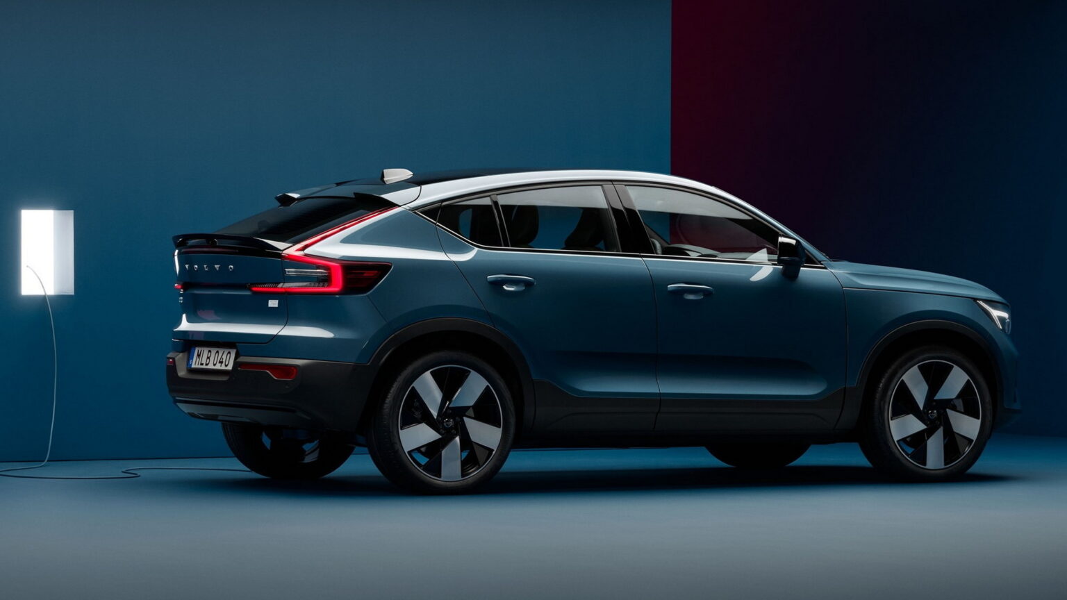 Volvo Becomes First European Carmaker To Join Tesla’s Charging Standard ...