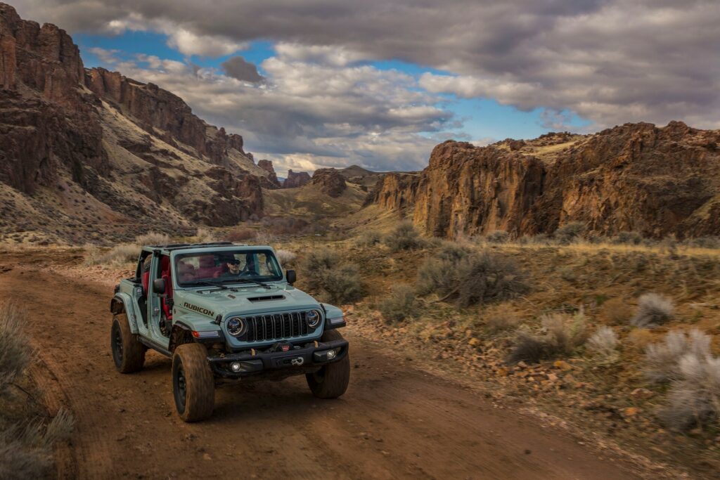 Facelifted 2024 Jeep Wrangler Goes Up For Order, Prices Start At ...
