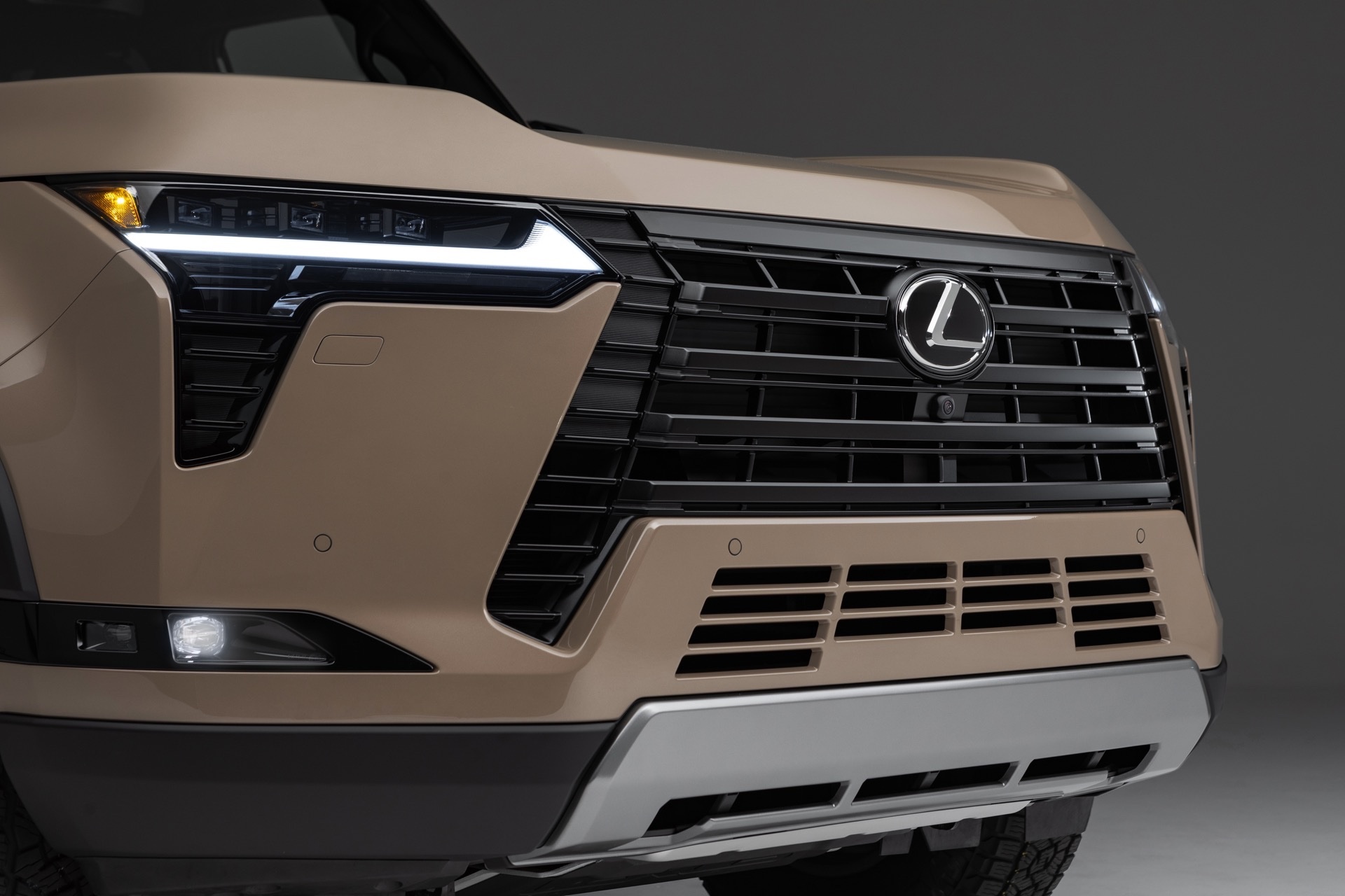 2024 Lexus GX: How Does It Stack Up Against The Jeep Grand Cherokee And Land Rover Defender ...