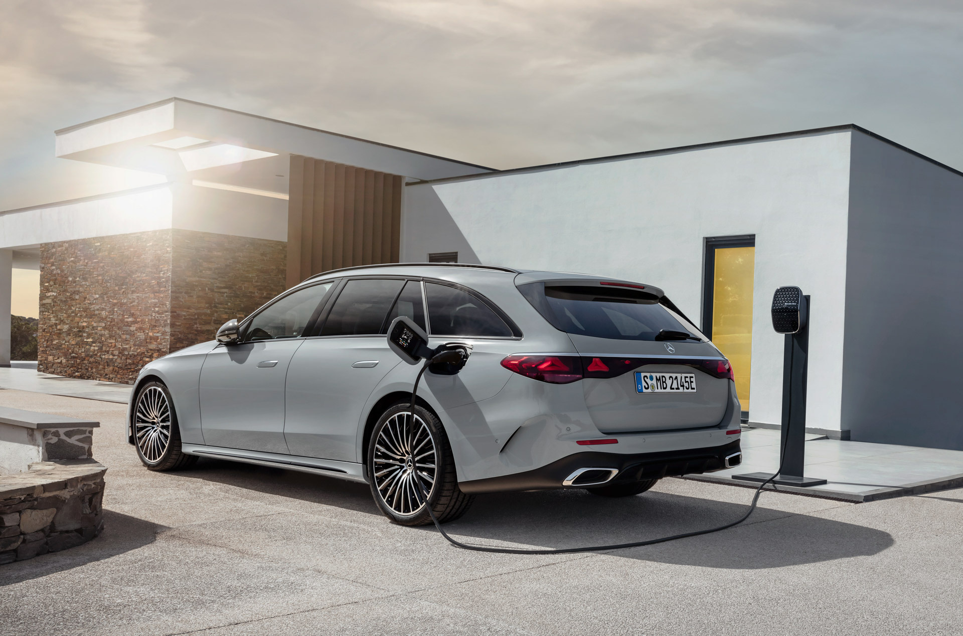 Stylish 2024 Mercedes E-Class Estate Is A Wagon With A Wow Factor ...
