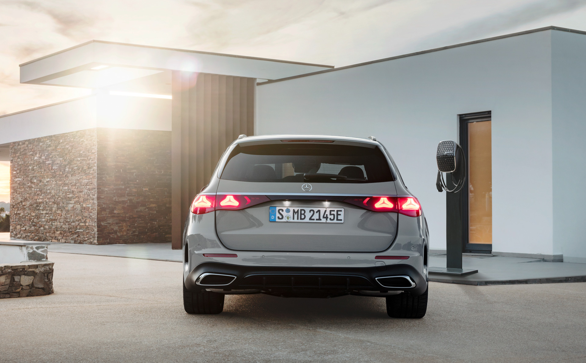 Stylish 2024 Mercedes E-Class Estate Is A Wagon With A Wow Factor ...