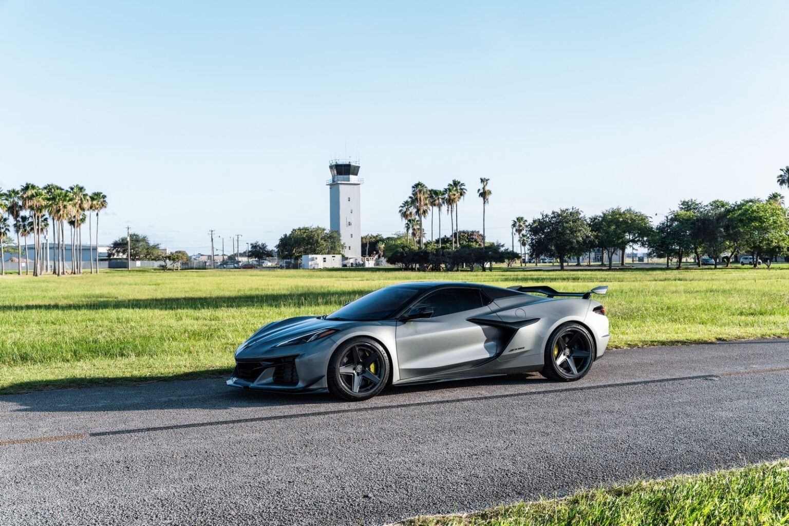 Do These Wheels Suit The C8 Chevy Corvette Z06? | Carscoops