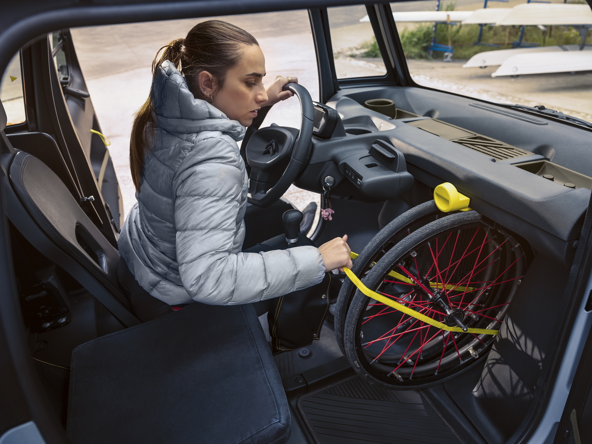 Citroen “Ami For All” Is A Wheelchair-Friendly Prototype EV For ...