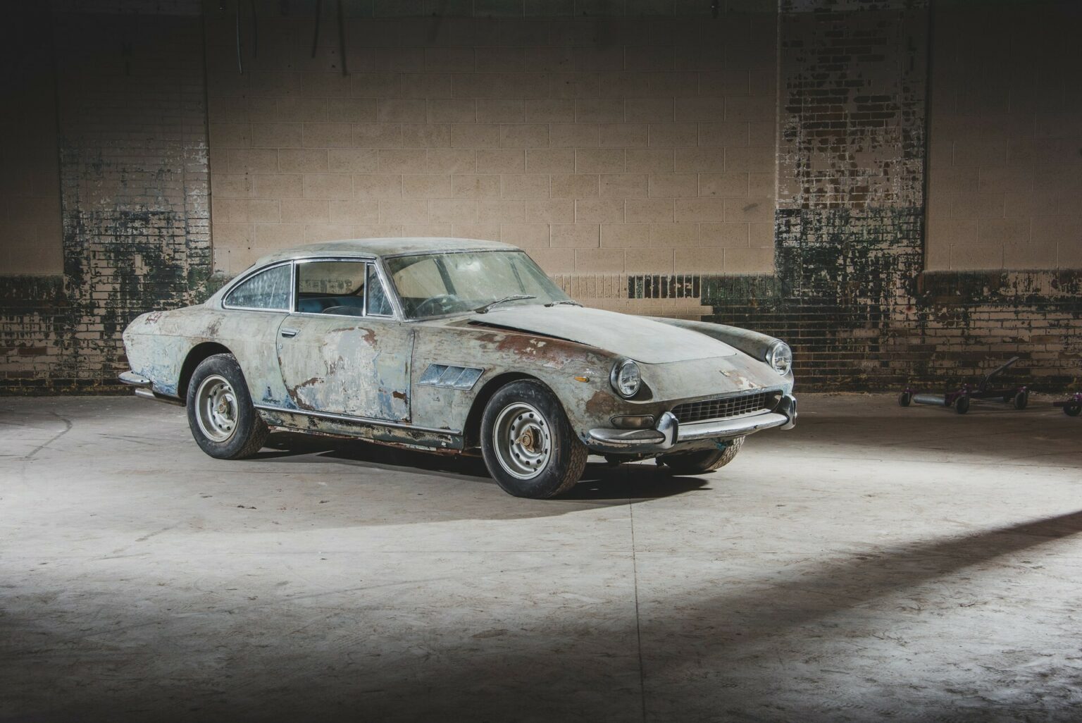 Amazing Ferrari Barn Find With 20 Vintage Models Lost In Time To Be ...