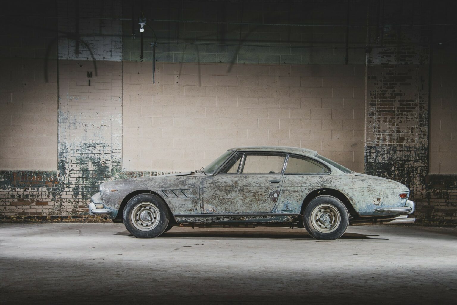 Amazing Ferrari Barn Find With 20 Vintage Models Lost In Time To Be ...