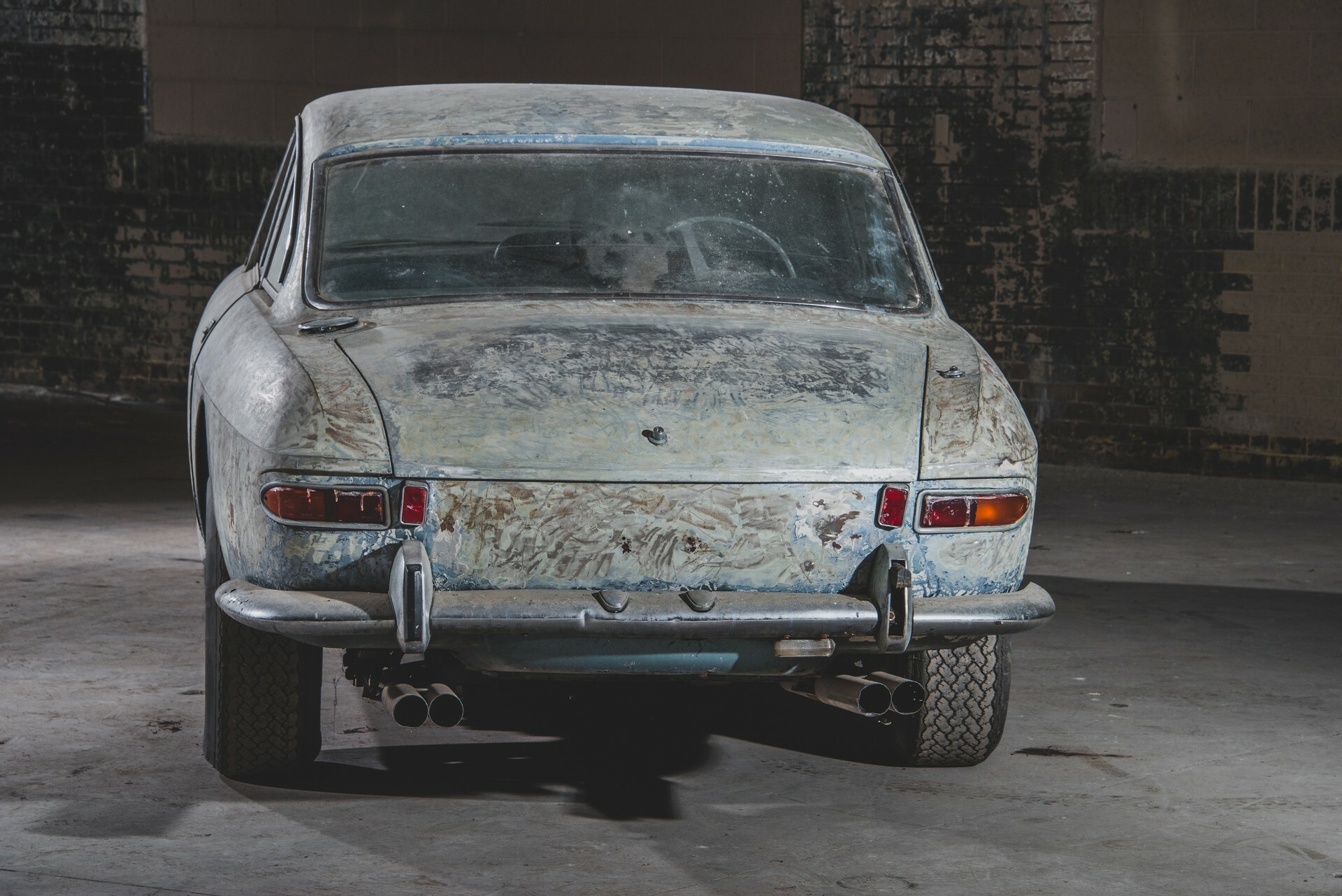 Amazing Ferrari Barn Find With 20 Vintage Models Lost In Time To Be ...